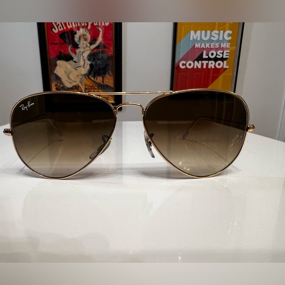 Ray-Ban | Accessories | Rayban Gold Aviator Sunglasses | Poshmark